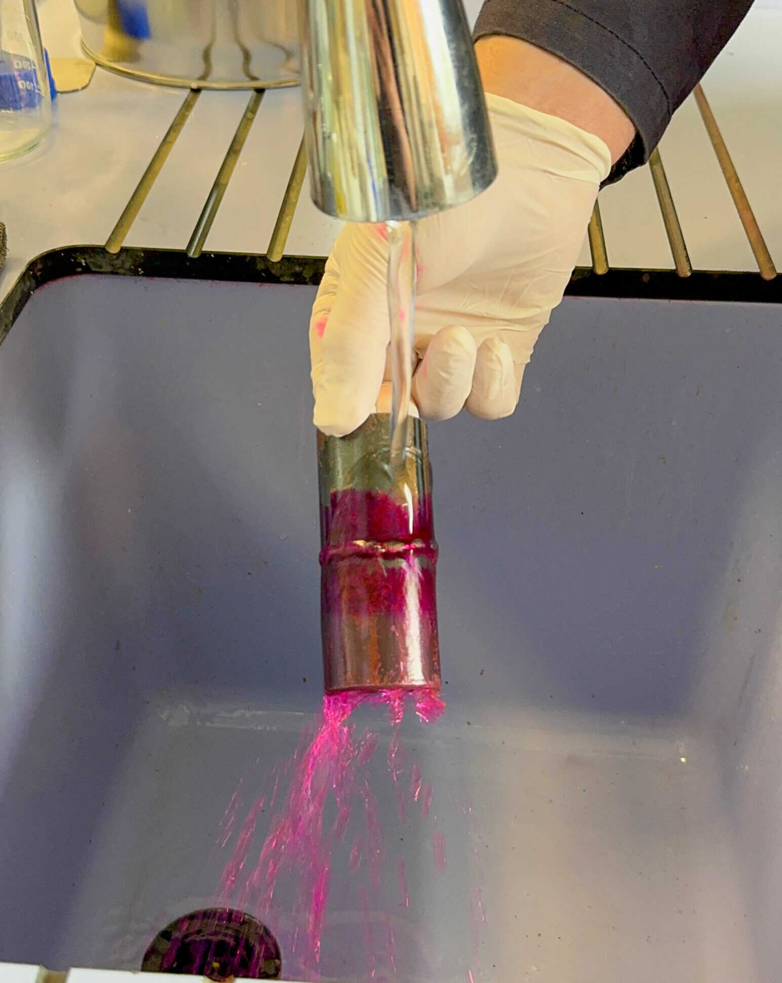 Piccolo pen - Tested for cracks with a pen - MR Chemie